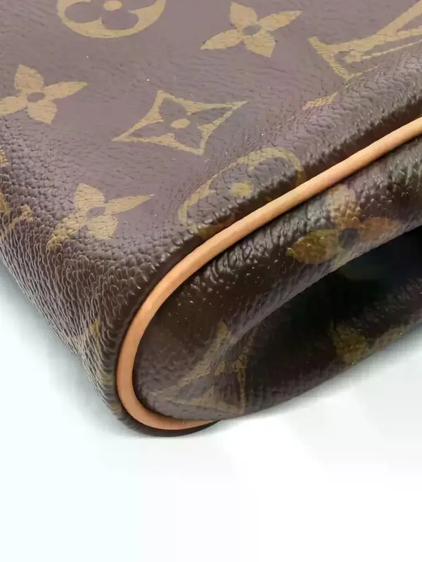 LOUIS VUITTON 2010 Monogram Chain Shoulder Bag