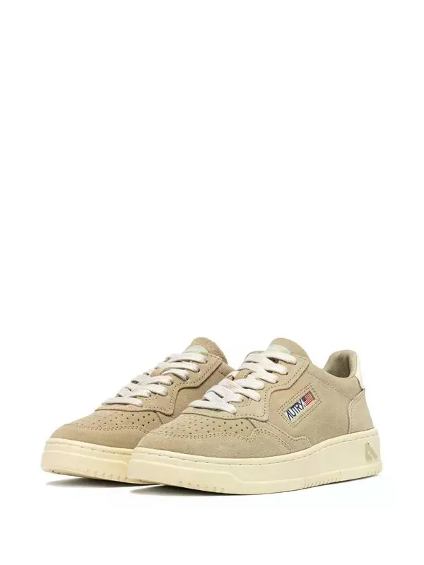 AUTRY Medalist Suede Sneakers