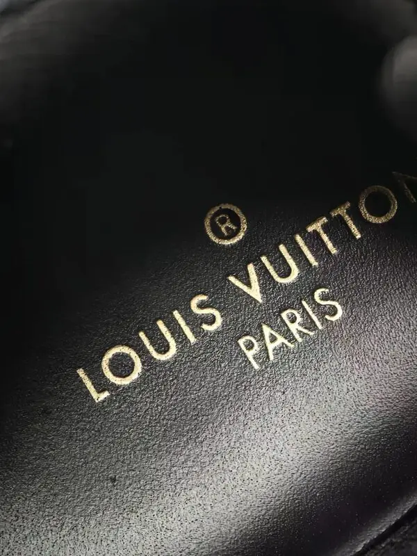 LOUIS VUITTON Aftergame Sneakers