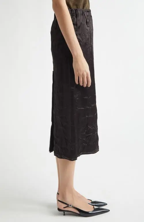 NACKIYE Crayon Crinkled Satin Pencil Skirt