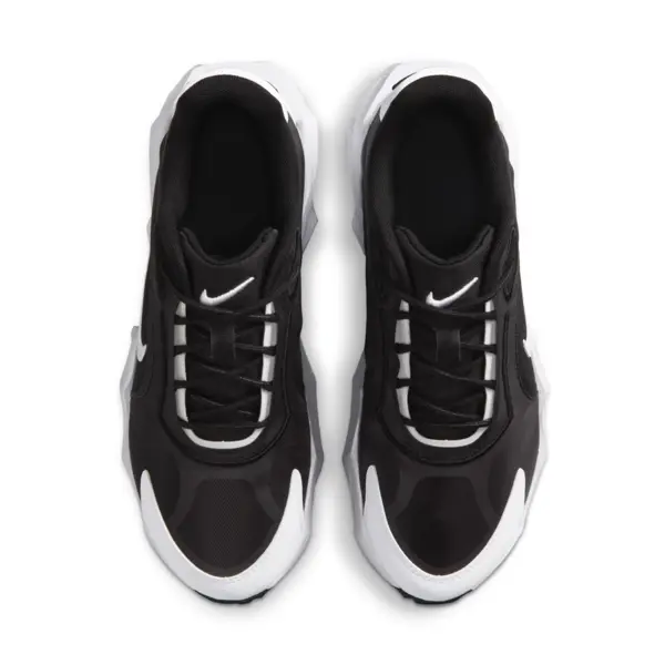 Nike Aura Edge Shoes - Black