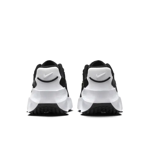 Nike Aura Edge Shoes - Black