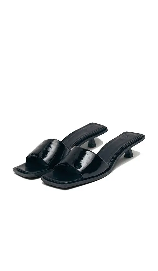 ALOHAS Kia Sandal - Onix Black