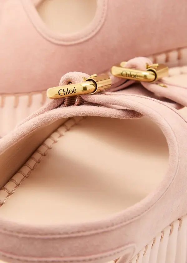 Chloé Whipstitched Suede Wedge Sandals - Rose