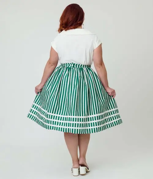 Unique Vintage Swing Skirt With Front Pockets