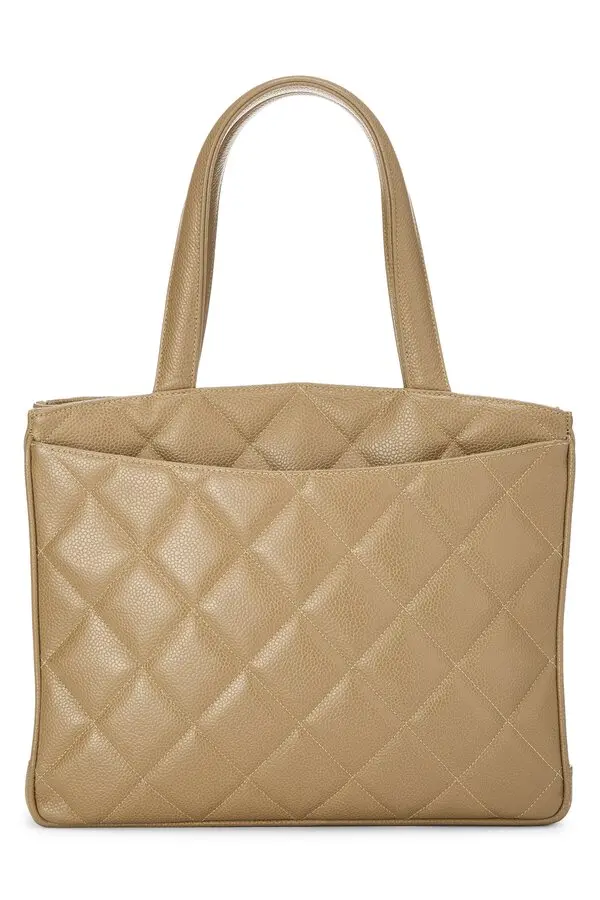Chanel Quilted Caviar Handbag With 'cc' Turnlock