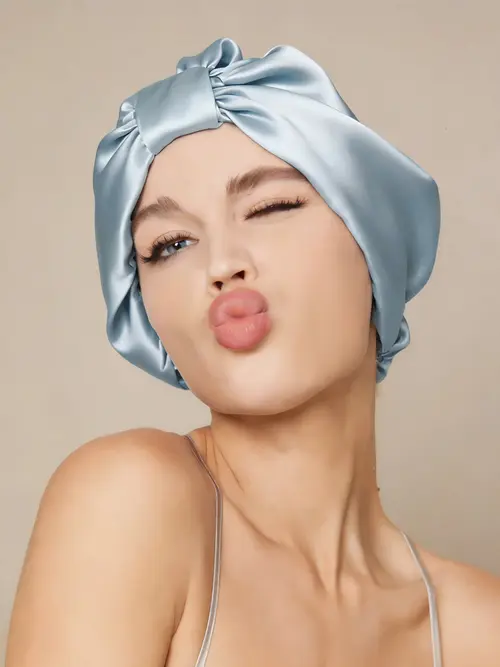 SILKSILKY Mulberry Silk Sleep Bonnet - Lightblue