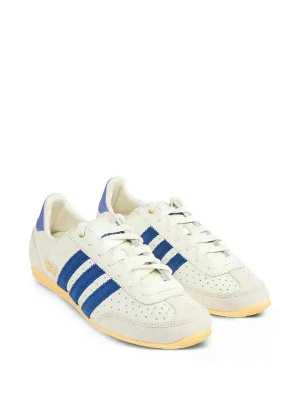 Adidas Low Top Sneakers