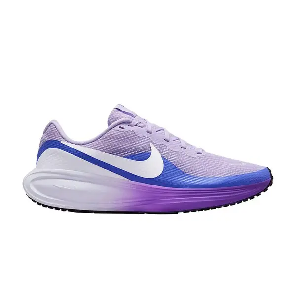 Nike Revolution 8 Sneakers