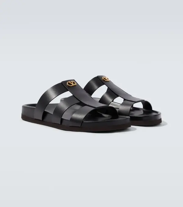 Valentino Garavani Studshield Vlogo Leather Sandals - Black