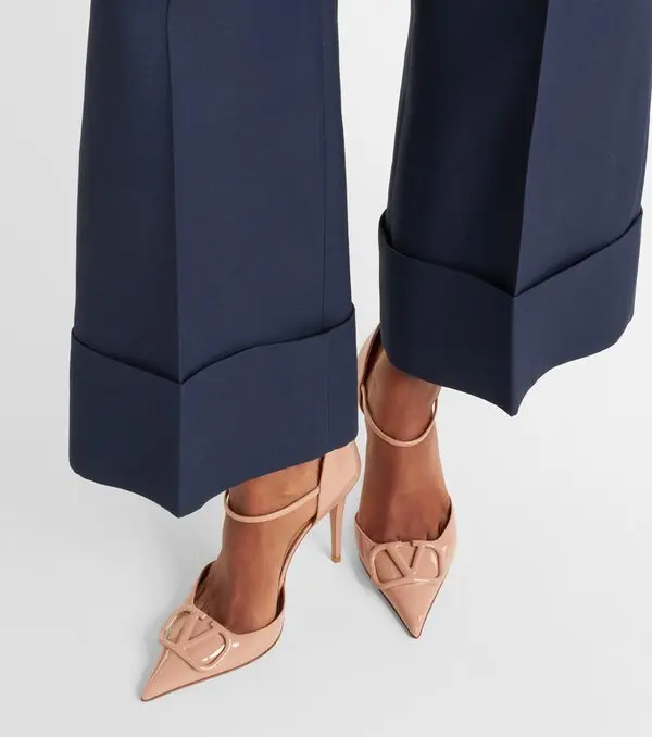 Valentino Garavani Vlogo Patent Leather Pumps - Pink