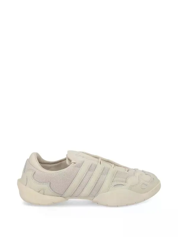 Y3 Regu 2002 Sneakers