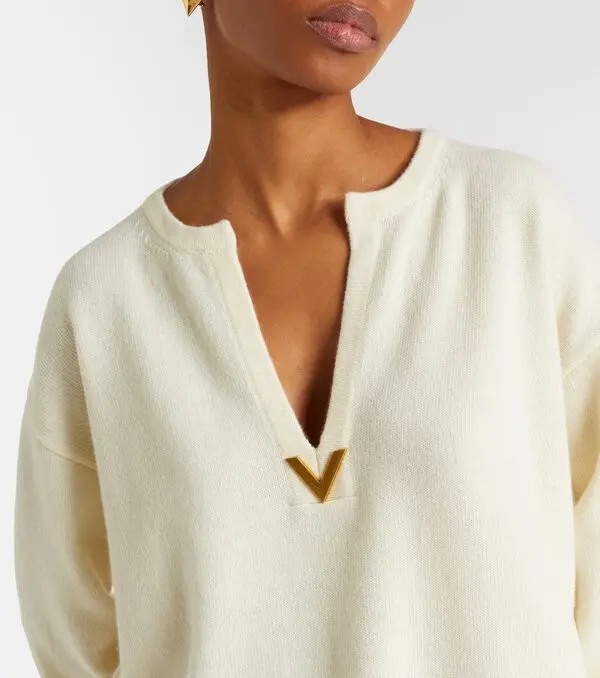 Valentino Garavani V-neck Virgin Wool Sweater - White