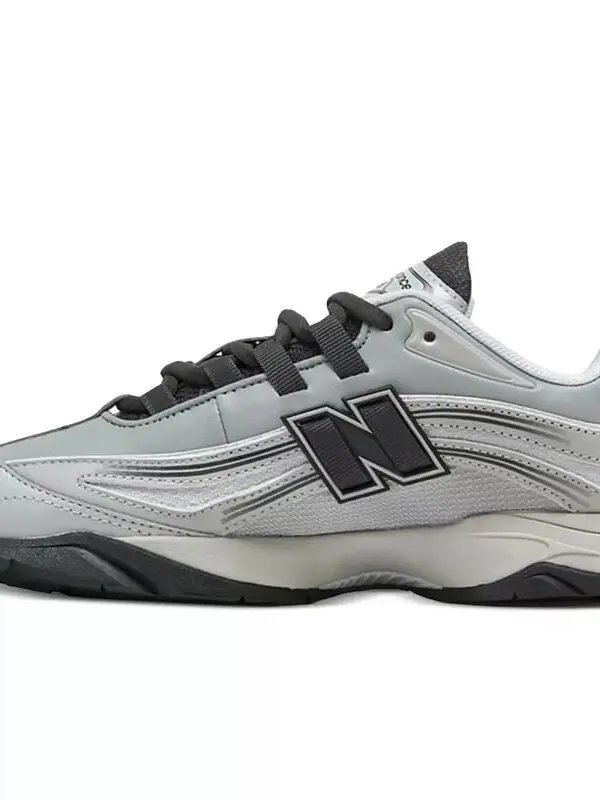 NEW BALANCE Rc56 Logo-patch Sneakers - Grey