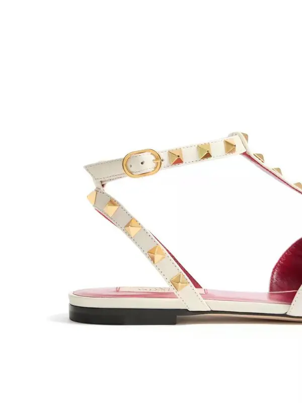 Valentino Garavani Studded Kidskin Sandals - Neutrals