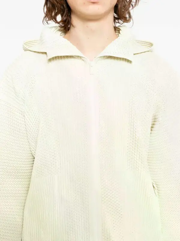 Issey Miyake Wickerwork Pleated Jacket - Neutrals
