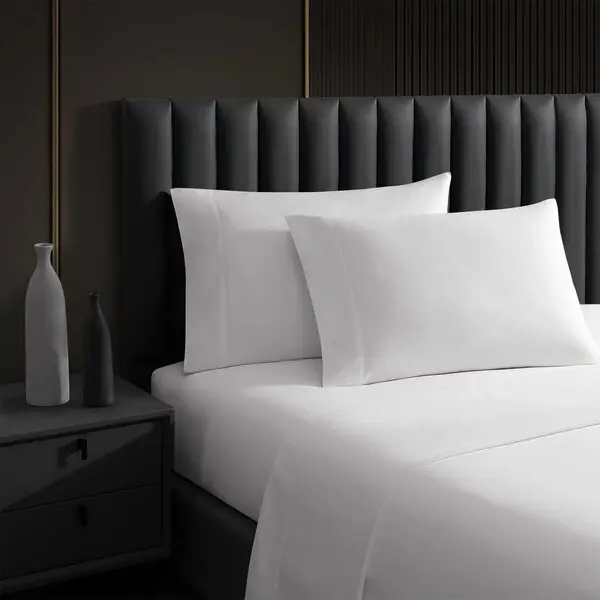 Vera Wang Solid Sateen T1000 4 Piece Sheet Set, King - White