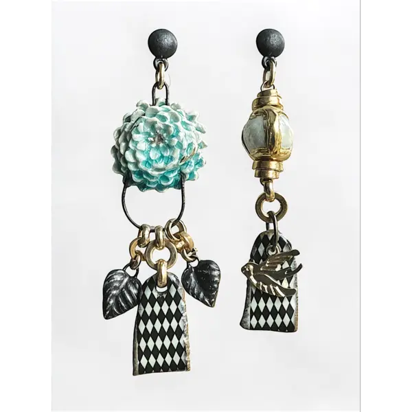 LUNAVERSOUL Bloom & Prosper Mismatched Earrings - Multicolor