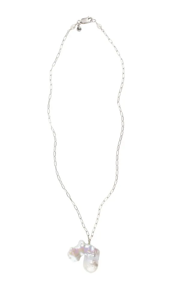 PRESLEY OLDHAM Cloudy Pearl Necklace - White