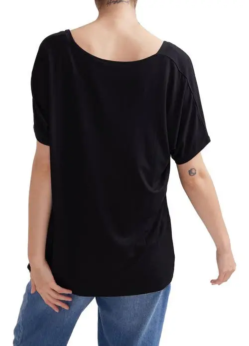 Hatch Relaxed V-neck Tee - Black