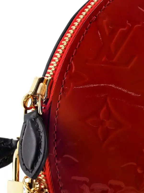 LOUIS VUITTON Toupie Handbag Vernis Clutch - Red