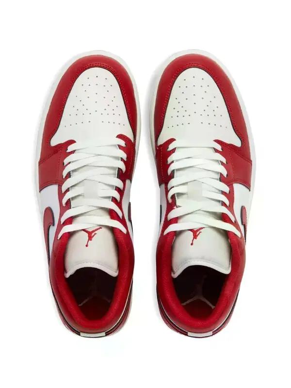 JORDAN Air 1 Low Sneakers