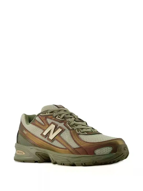NEW BALANCE 740 "n" Logo Sneakers