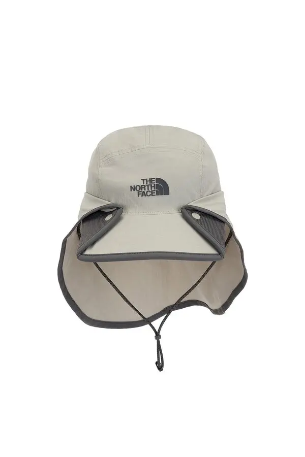 The North Face Class V Convertible Sunshield