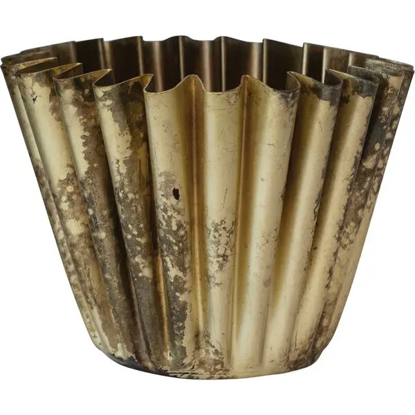 STORIED HOME Fluted Vase