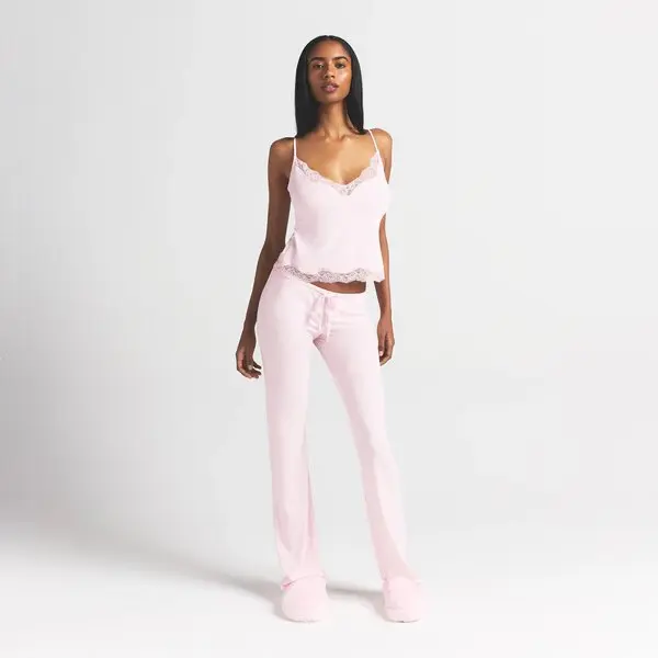 SKIMS Sleep Lace Cami And Pant Set - Bloom