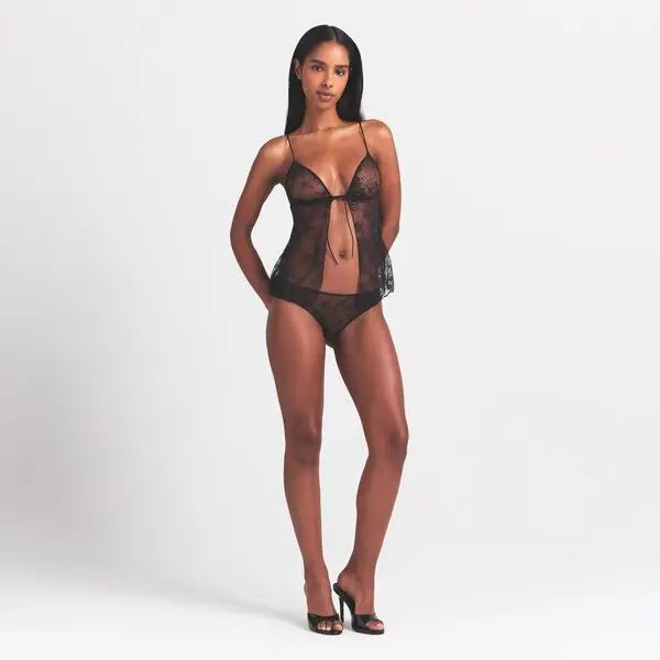 SKIMS Ultra Fine Lace Bikini - Onyx