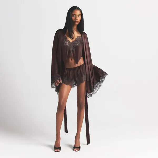 SKIMS Silk Lace Robe - Espresso Contrast