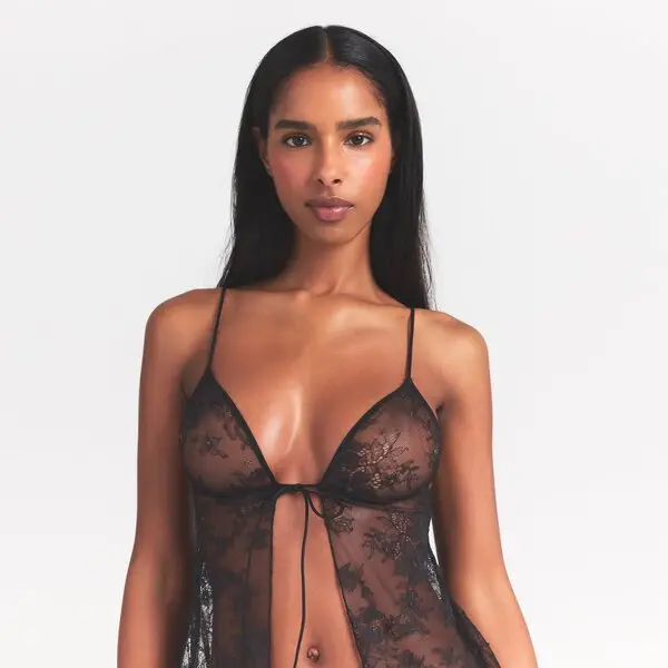 SKIMS Ultra Fine Lace Tie Front Cami - Onyx