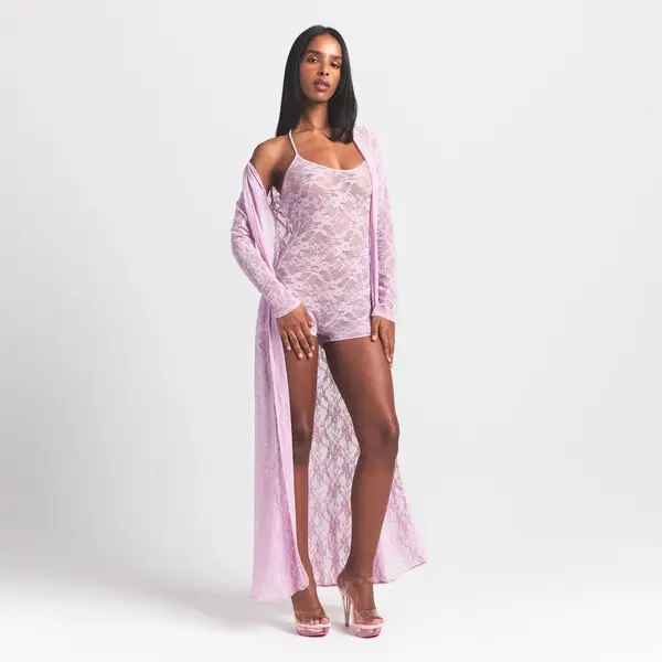 SKIMS Stretch Lace Long Robe - Baby Pink