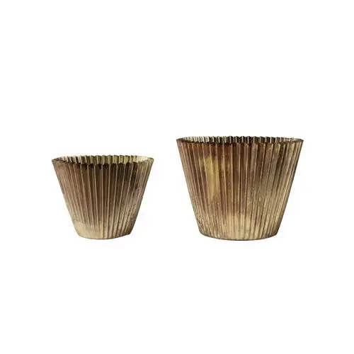 STORIED HOME Fluted Planters