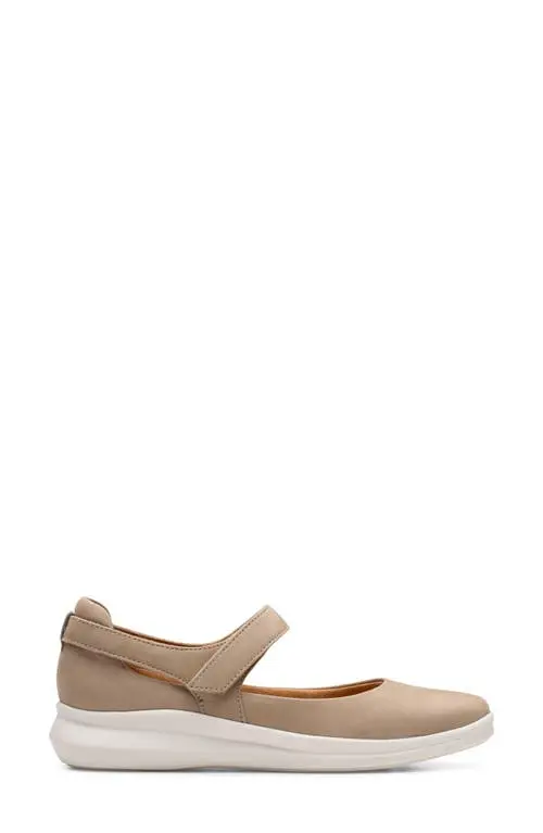 Clarks Lynell Mary Jane Flat - Taupe Nubuck