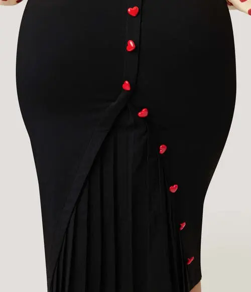 Unique Vintage Pencil Skirt With Pleated Kick Vent