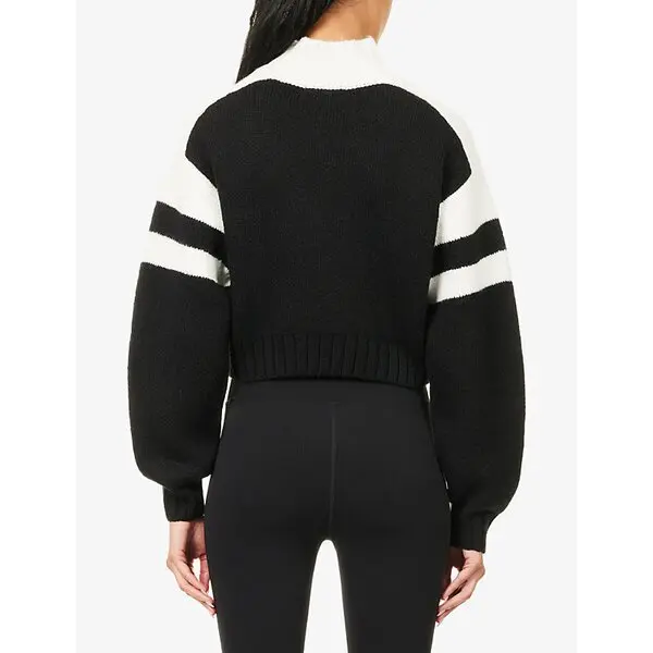 Bo+tee Logo-appliqué Cropped Knitted Jumper