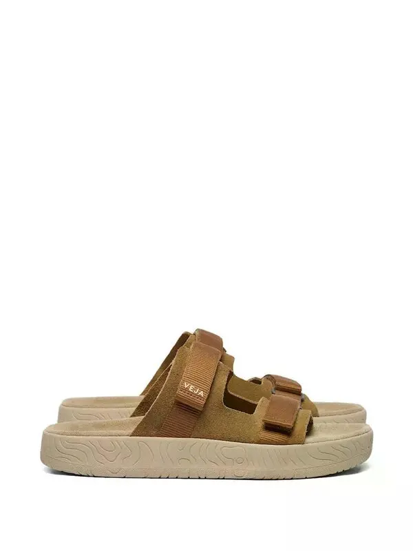 VEJA Arpoador Flat Sandals - Brown