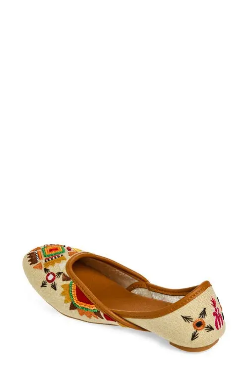 FUCHSIA Embroidered Jutti Flat