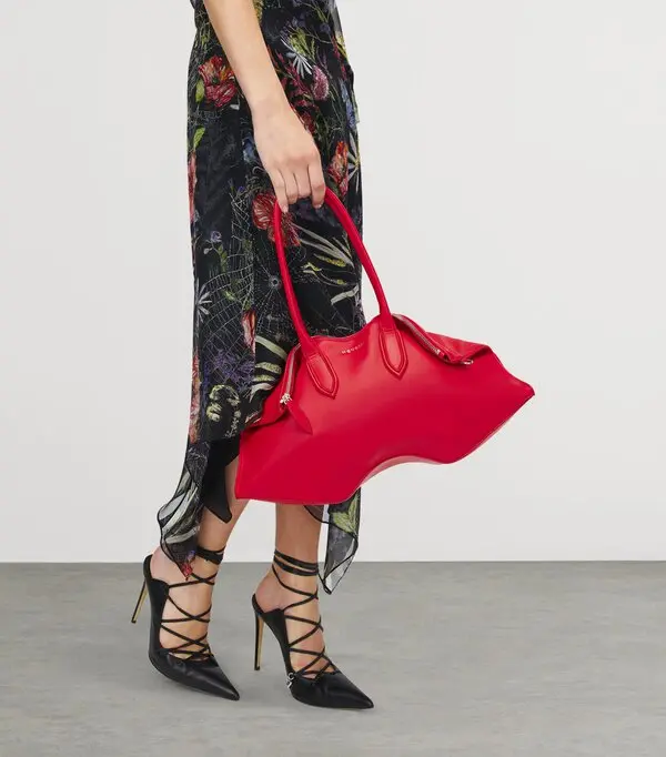 Alexander McQueen Leather Manta Shoulder Bag - Red