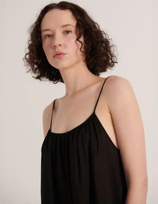 Araks Sarra Slip