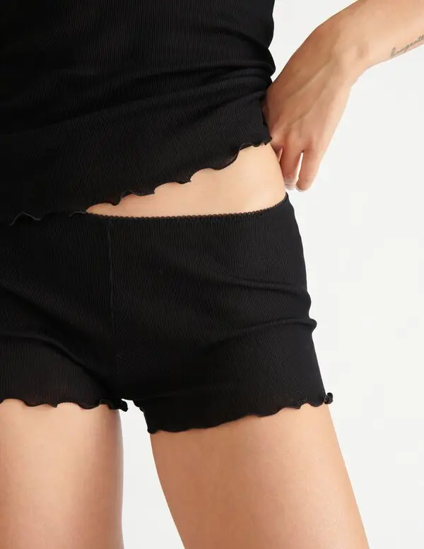 Araks Kat Shorts - Black