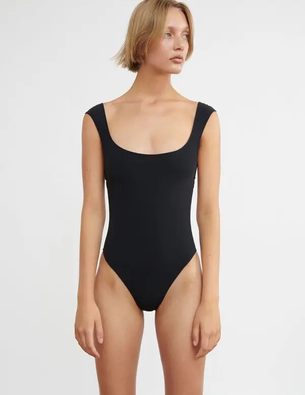 Araks Frida One-piece Swimsuit - Black