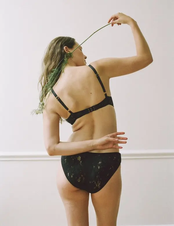 Araks Tris Panty - Black