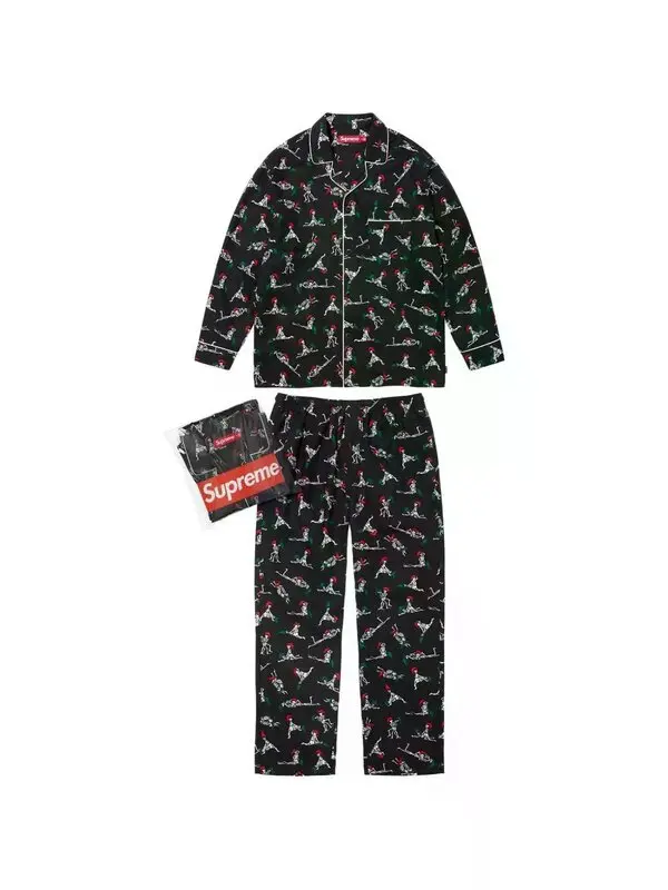 Supreme Hanes Holiday Pyjama Set