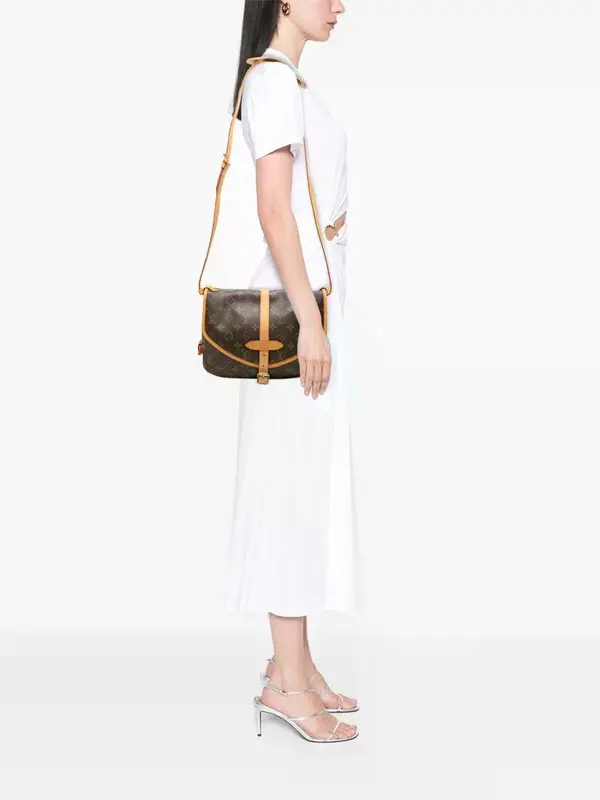 LOUIS VUITTON 2004 Monogram Saumur 30 Crossbody Bag - Brown