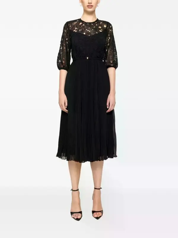 NISSA Round-neck Pleated Midi Dress