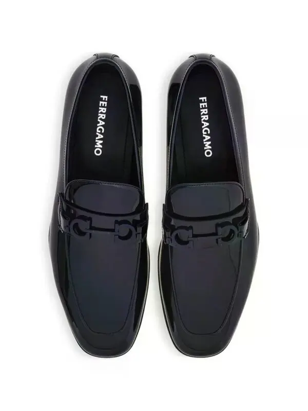 FERRAGAMO Gancini Loafers - Black