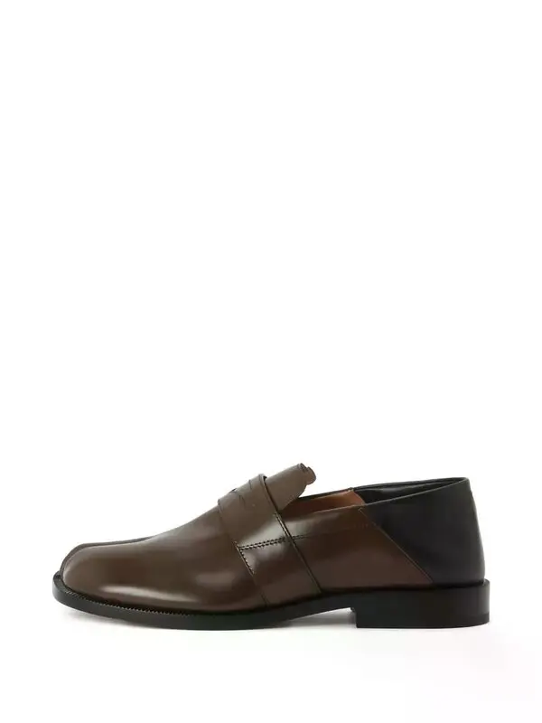 MAISON MARGIELA Tabi Leather Loafers